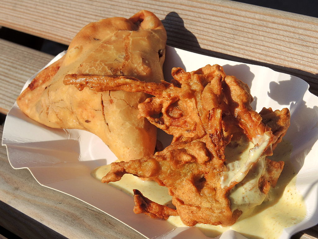 Samosa'_und_'Pakora' - RVCJ Media