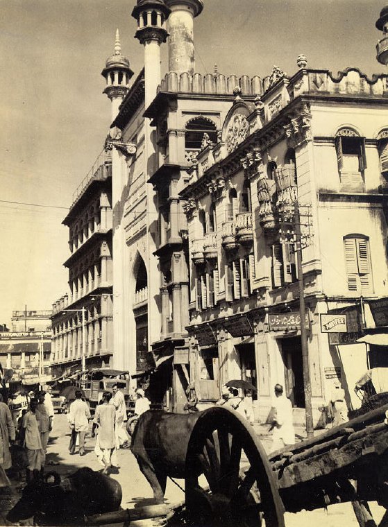 30 Rare Photos Of Calcutta 1945 - RVCJ Media