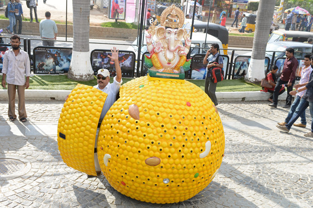 Lord Ganesha on mobile laddu - RVCJ Media