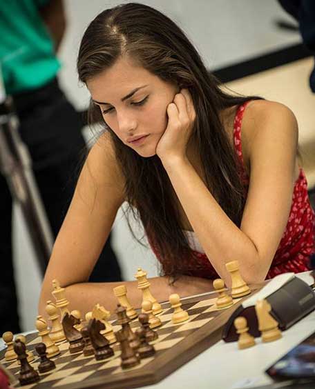 World's Most Beautiful Chess Player Is All Set To Check-Mate You With ...