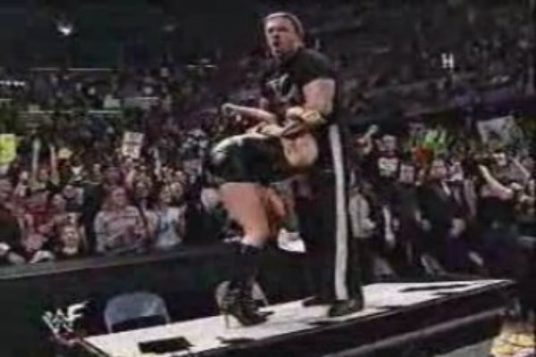 10 Worst WWE Divas Wardrobe Malfunctions Of All Time - RVCJ Media