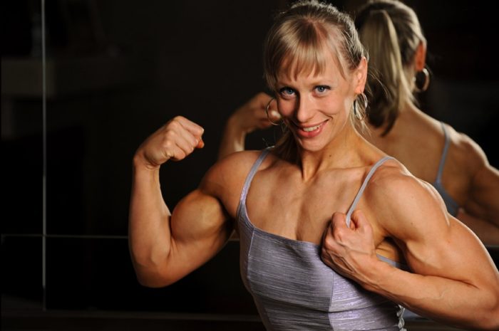 Top 10 Sexiest And Most Dangerous Female Bodybuilders Rvcj Media