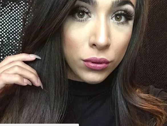 When You See Her Face, It's Beautiful! When You See Her Full Pic, You ...