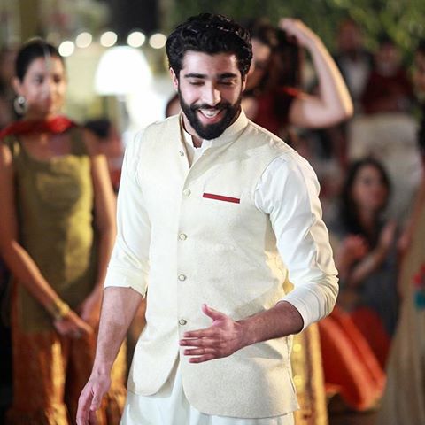 Forget Chaiwala, This 26 Year Old Pakistani Doctor Is Going Viral ...