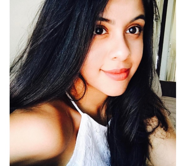 Mithun Chakraborty’s Adopted Daughter Dishani Has Grown Up To Set ...