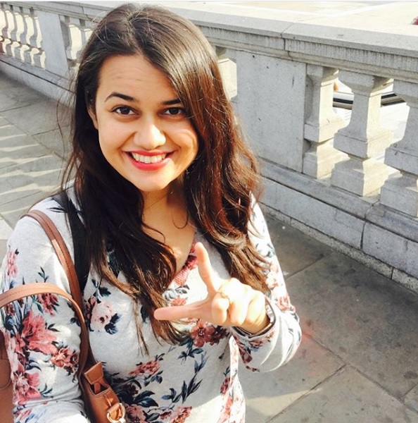 Users Said UPSC Topper Tina Dabi Visited London On Taxpayers’ Money ...