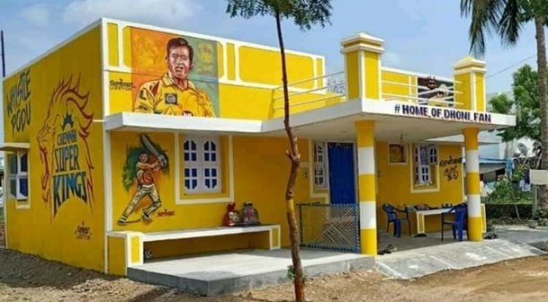 Dhoni Has An Adorable Reaction To The Fan Who Has Painted His Home In ...