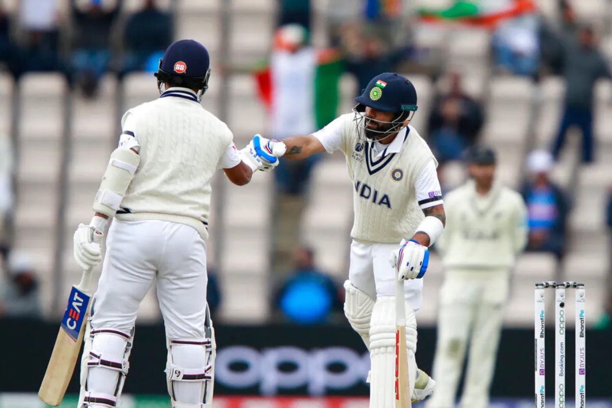 Mohammed Shami Wearing A Towel On The Field In WTC Final Sparks Memes ...