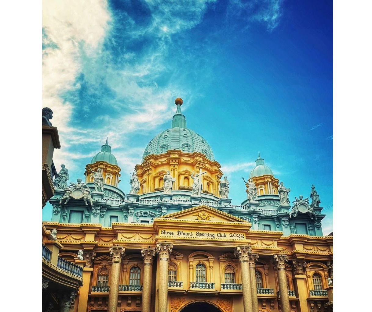 This Vatican City Themed Durga Puja Pandal In Kolkata Is Absolutely ...