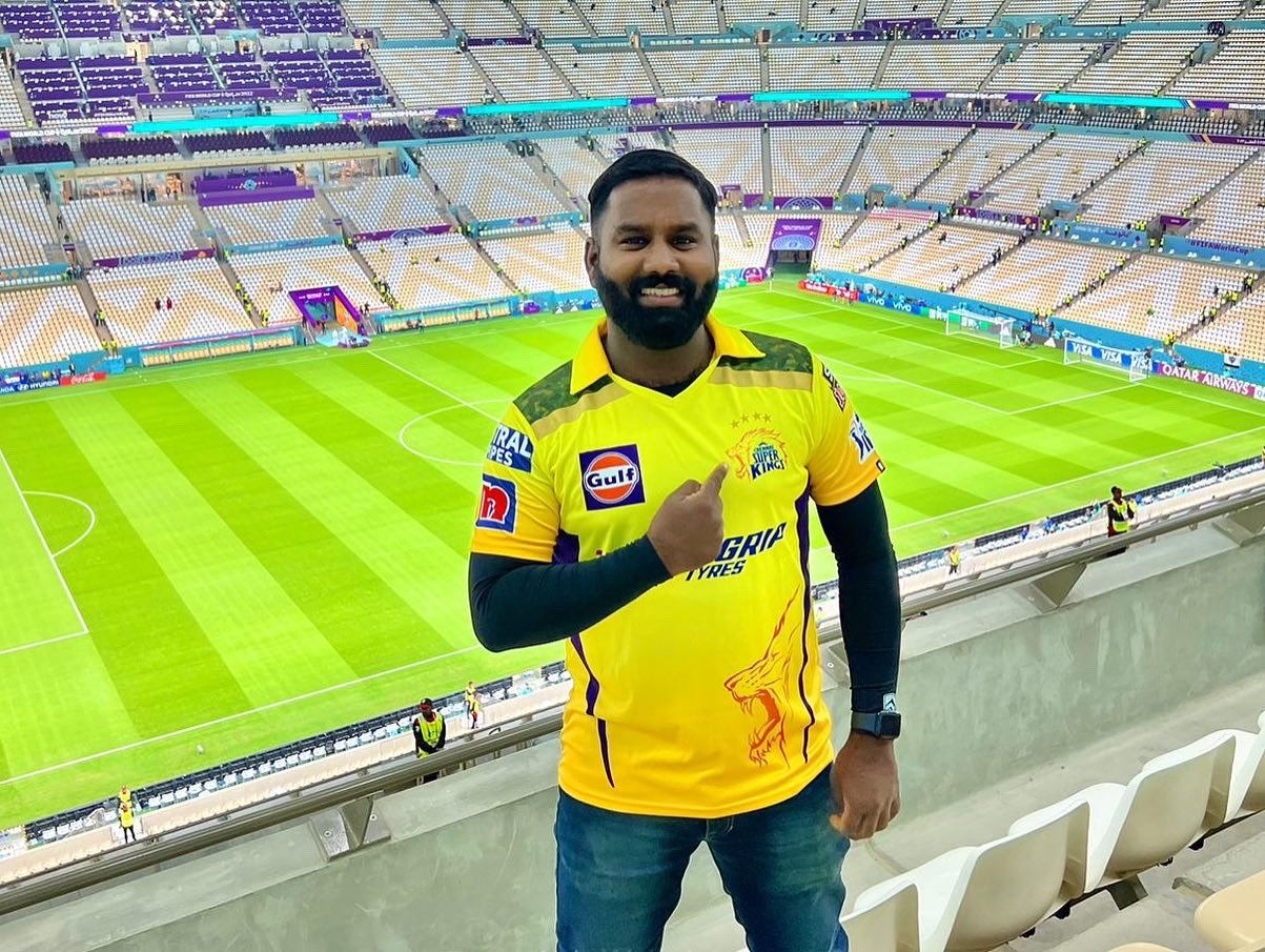 CSK Has A Heart-Winning Reaction To Fan Wearing MS Dhoni’s CSK Jersey ...
