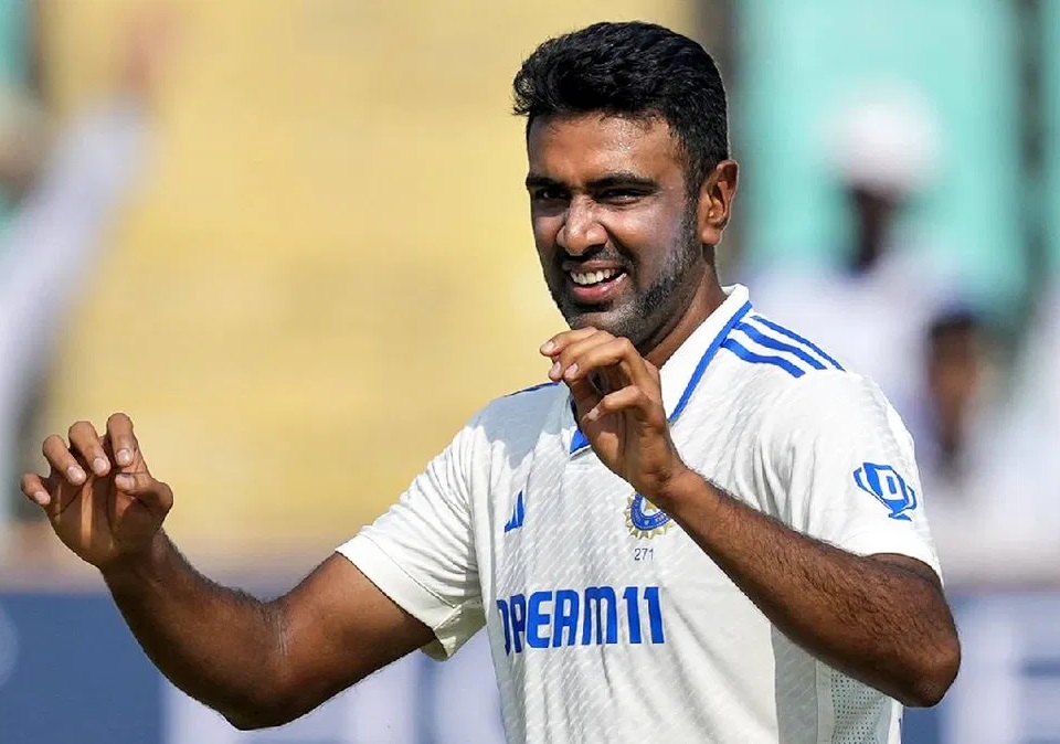 Fans Celebrate With Hilarious Memes As Ravichandran Ashwin Achieves 500 ...