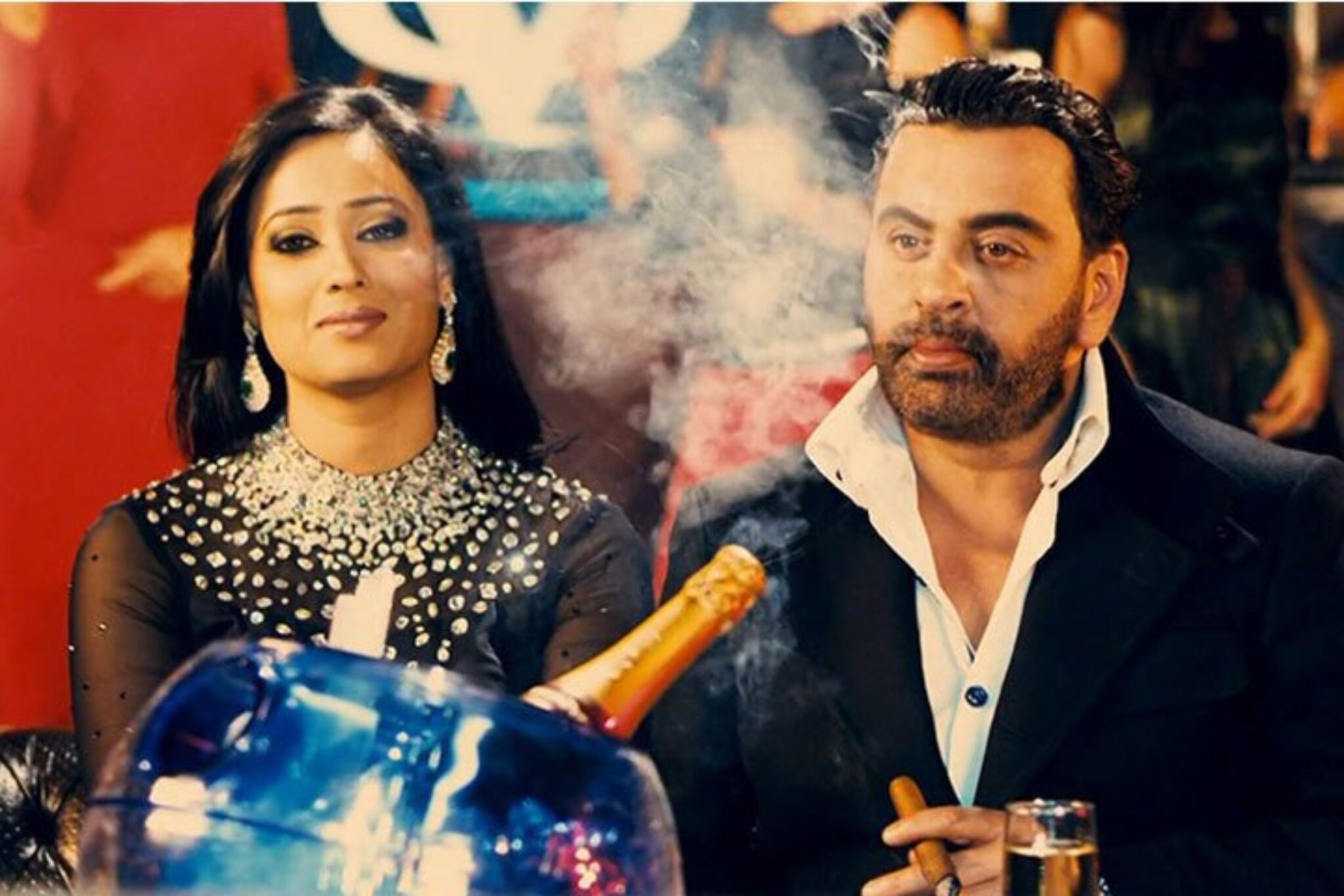 From Vinod Khanna To Shweta Tiwari, Popular Indian Actors Who Worked In ...