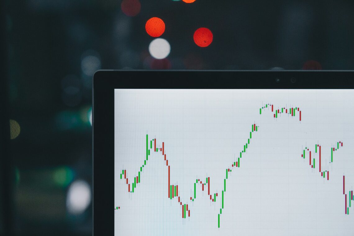Developing a Strategy for Currency Market Trading - RVCJ Media