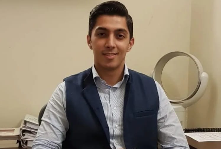 Multan Sultans Owner Ali Khan Tareen Trolls PCB, Tears Legal Notice On ...